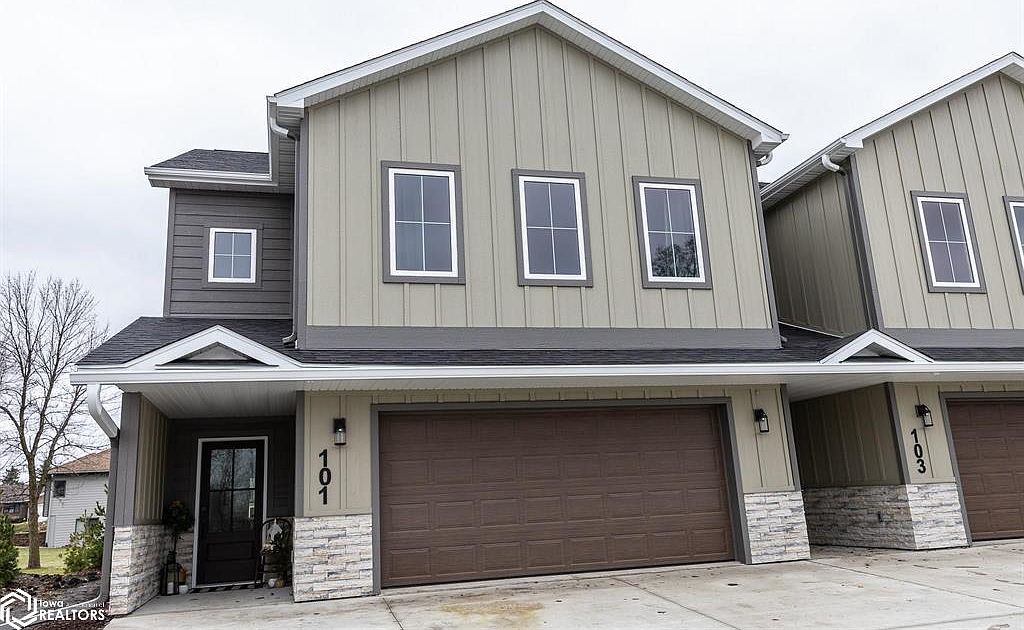 101 Stonebrook Ct, Clear Lake, IA 50428 | Zillow