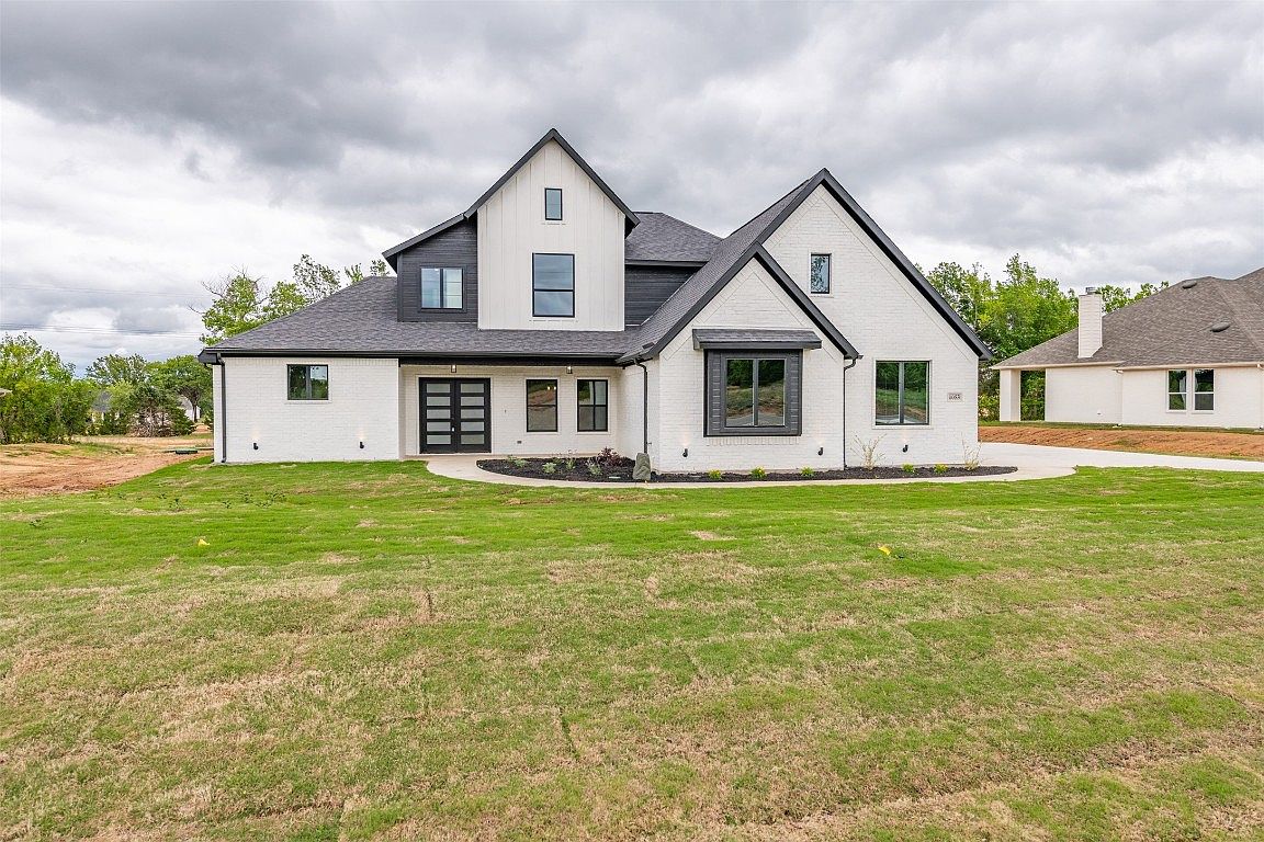 1053 Monaco Ct, Springtown, TX 76082 | Zillow