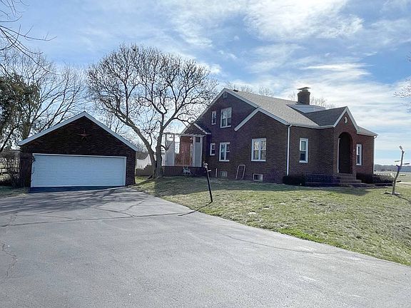 1202 Us Highway 45, Geff, IL 62842 | MLS #11253063 | Zillow