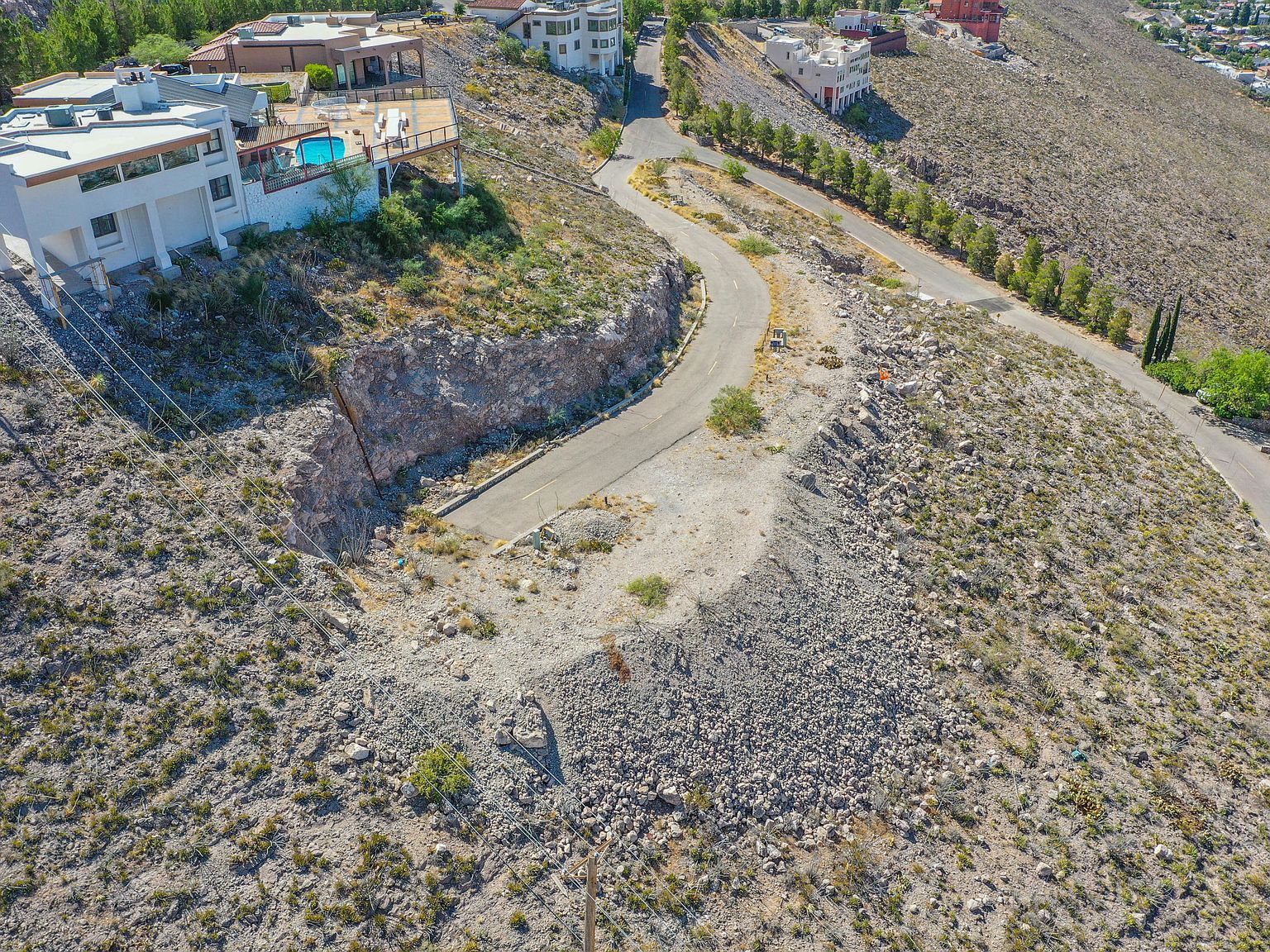 25 Apache Crest Dr, El Paso, TX 79902 | Zillow