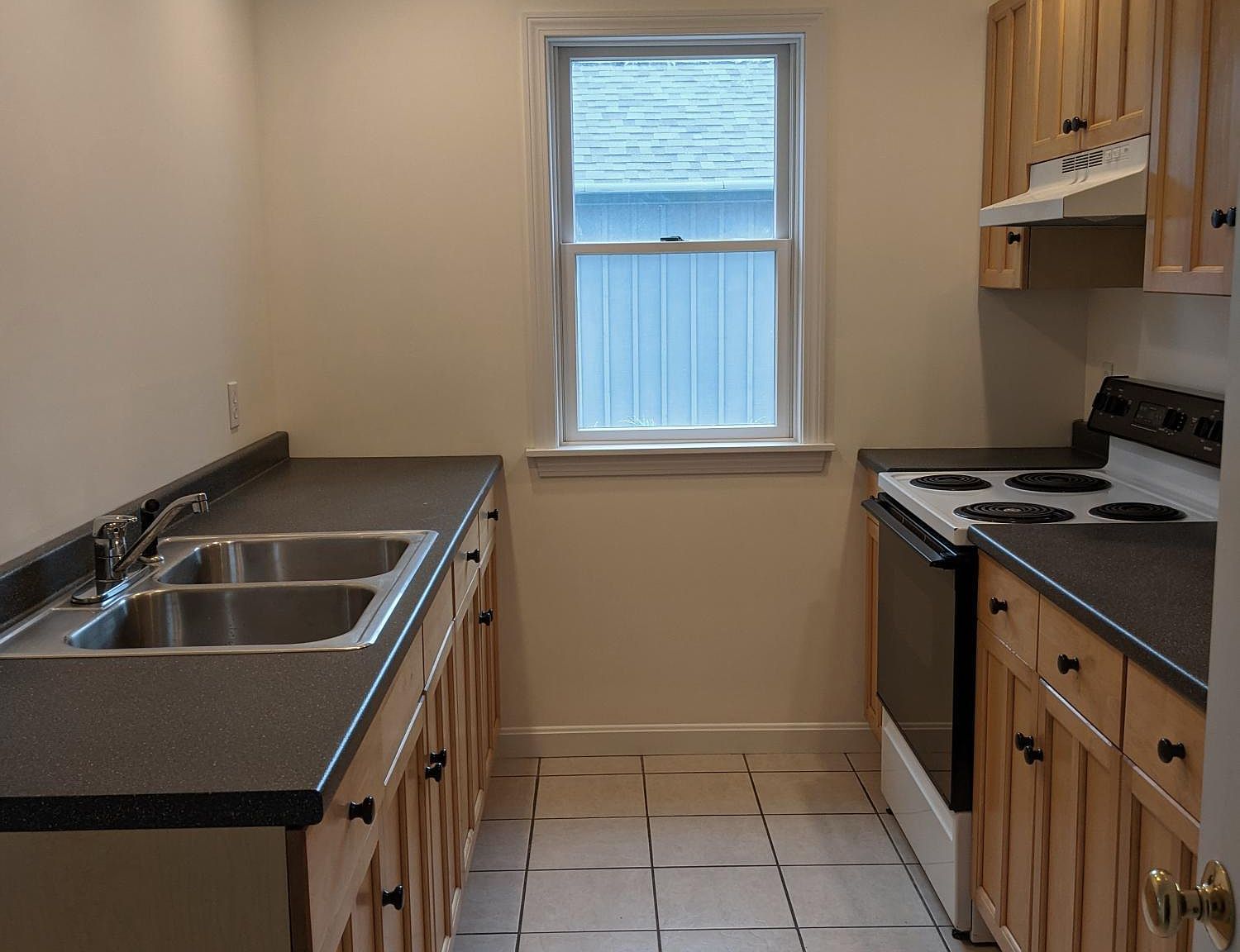 131A Ledgelawn Ave #2, Bar Harbor, ME 04609 | Zillow