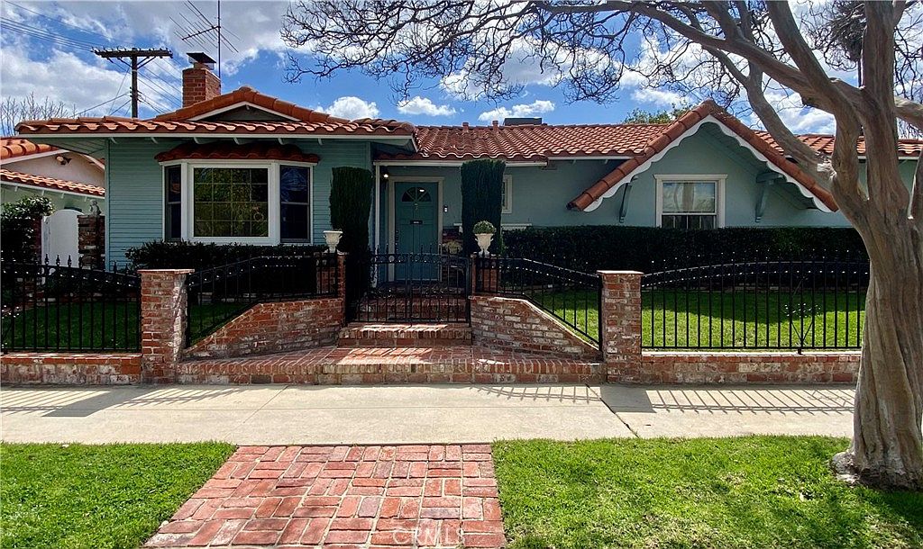 7956 Sausalito Ave, Canoga Park, CA 91304 | Zillow