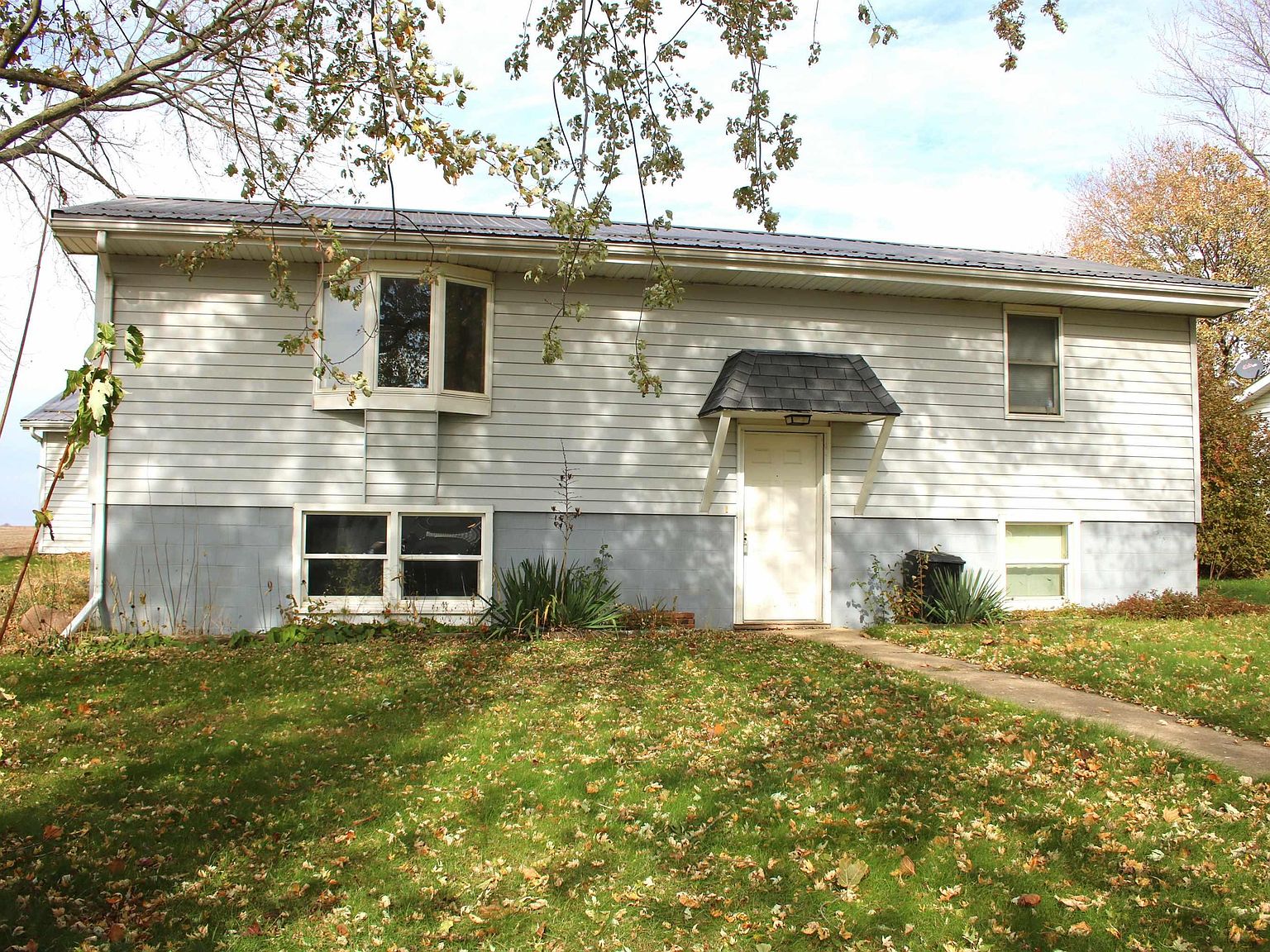102 E 6th St, Early, IA 50535 | Zillow