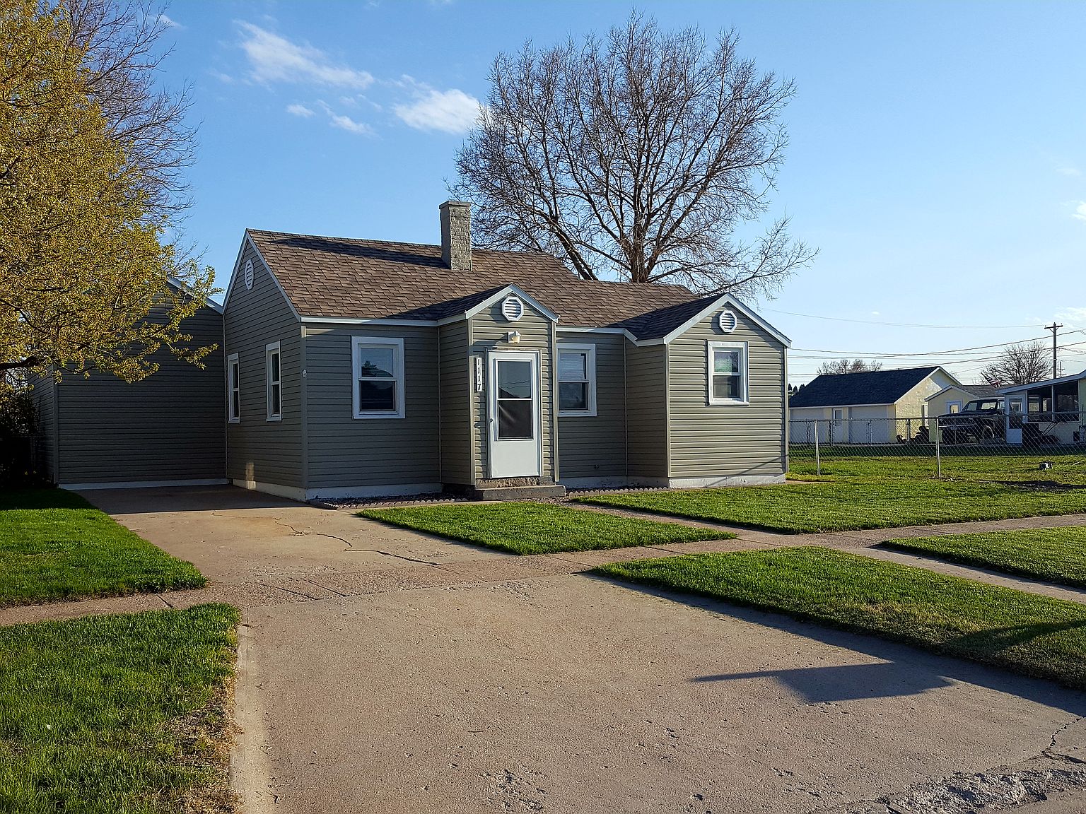 1117 Rose St, Sidney, NE 69162 | Zillow