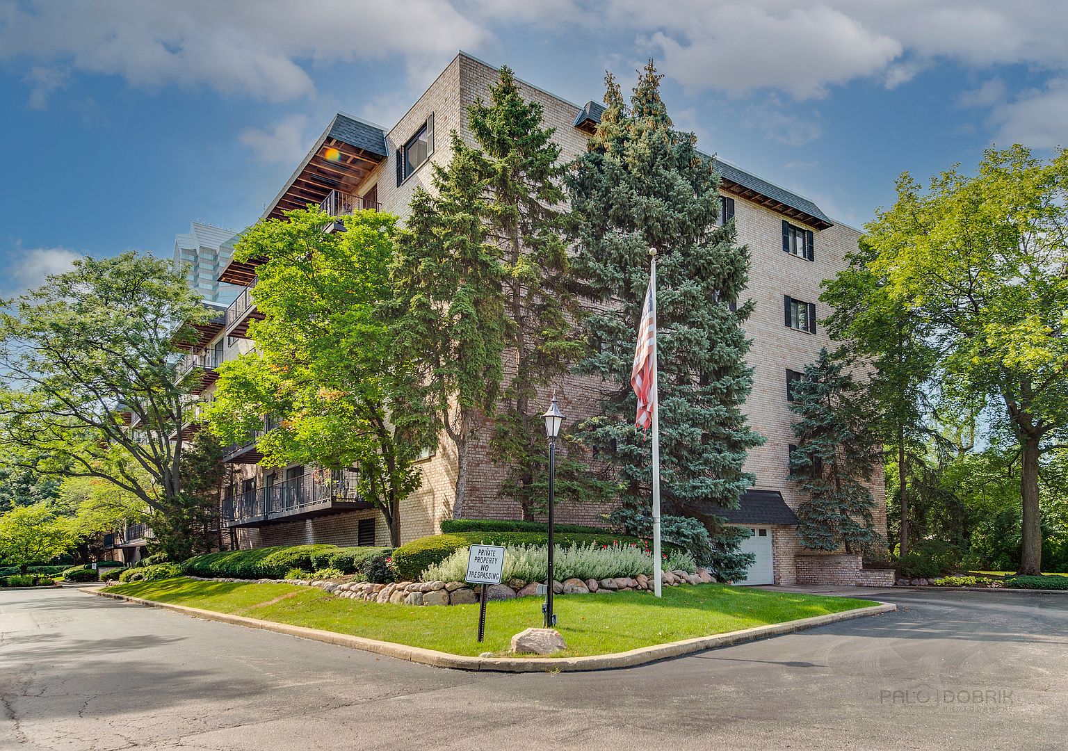 1S150 Spring Rd APT 5I, Oakbrook Terrace, IL 60181 | Zillow