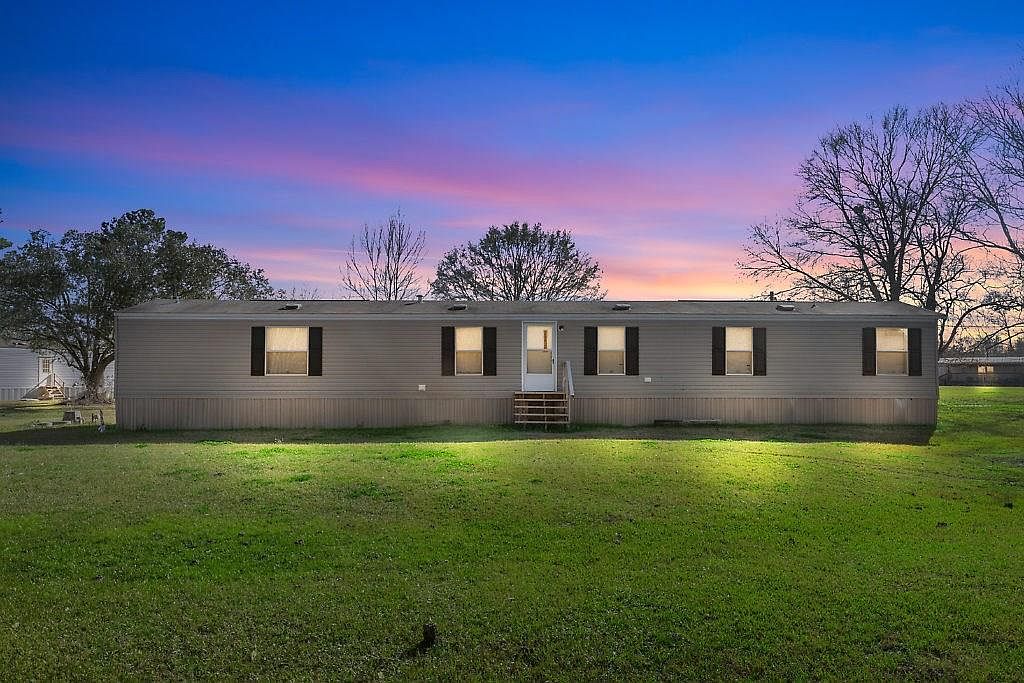 2221 Edgerly Dequincy Rd, Vinton, LA 70668 | Zillow