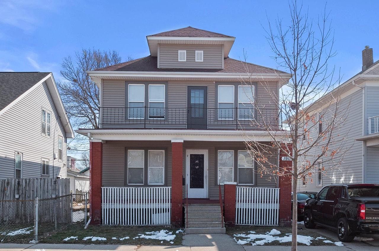 1911 Howe STREET, Racine, WI 53403 | Zillow