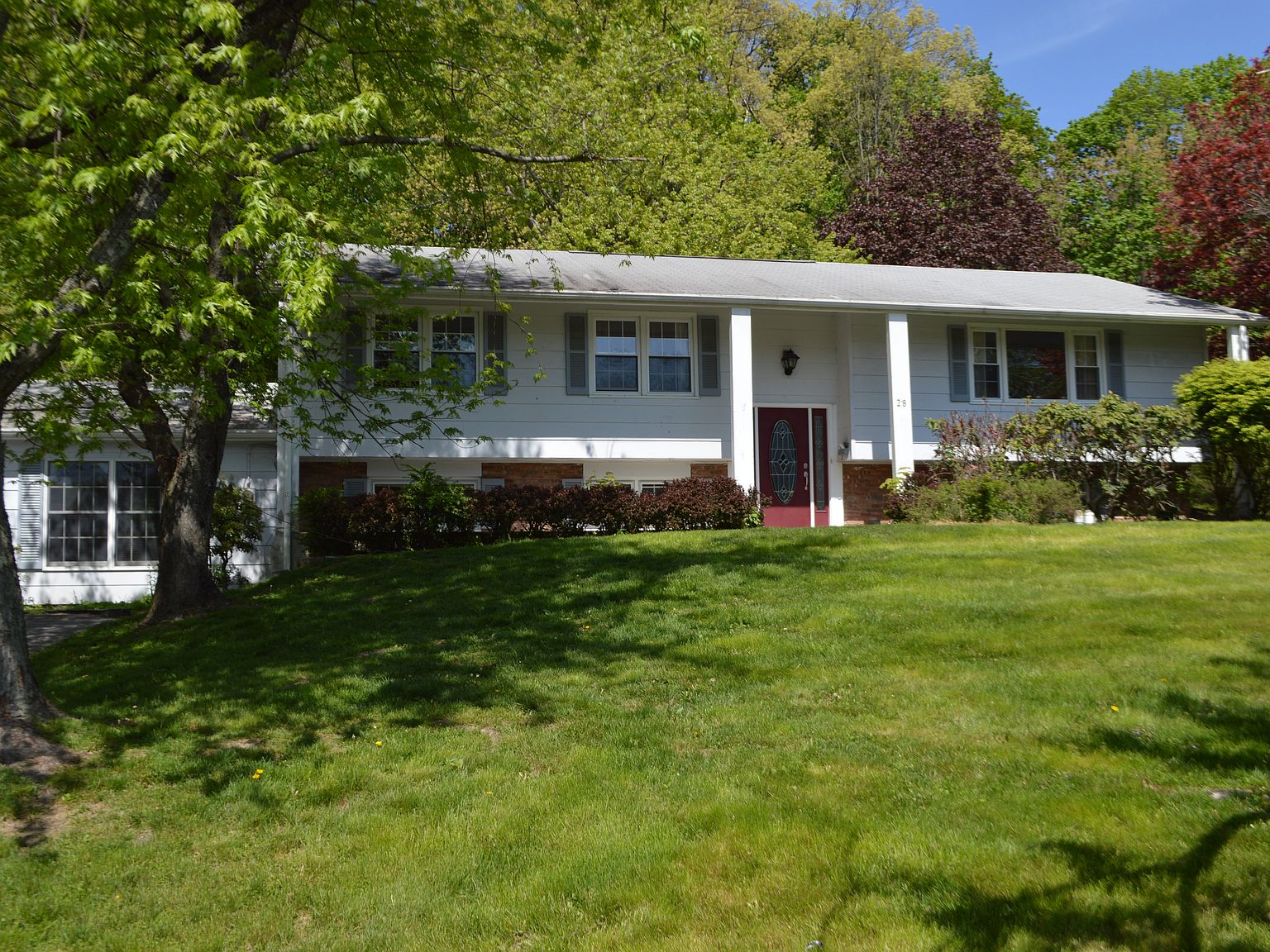 28 Pond Hill Ave, Warwick, NY 10990 | Zillow