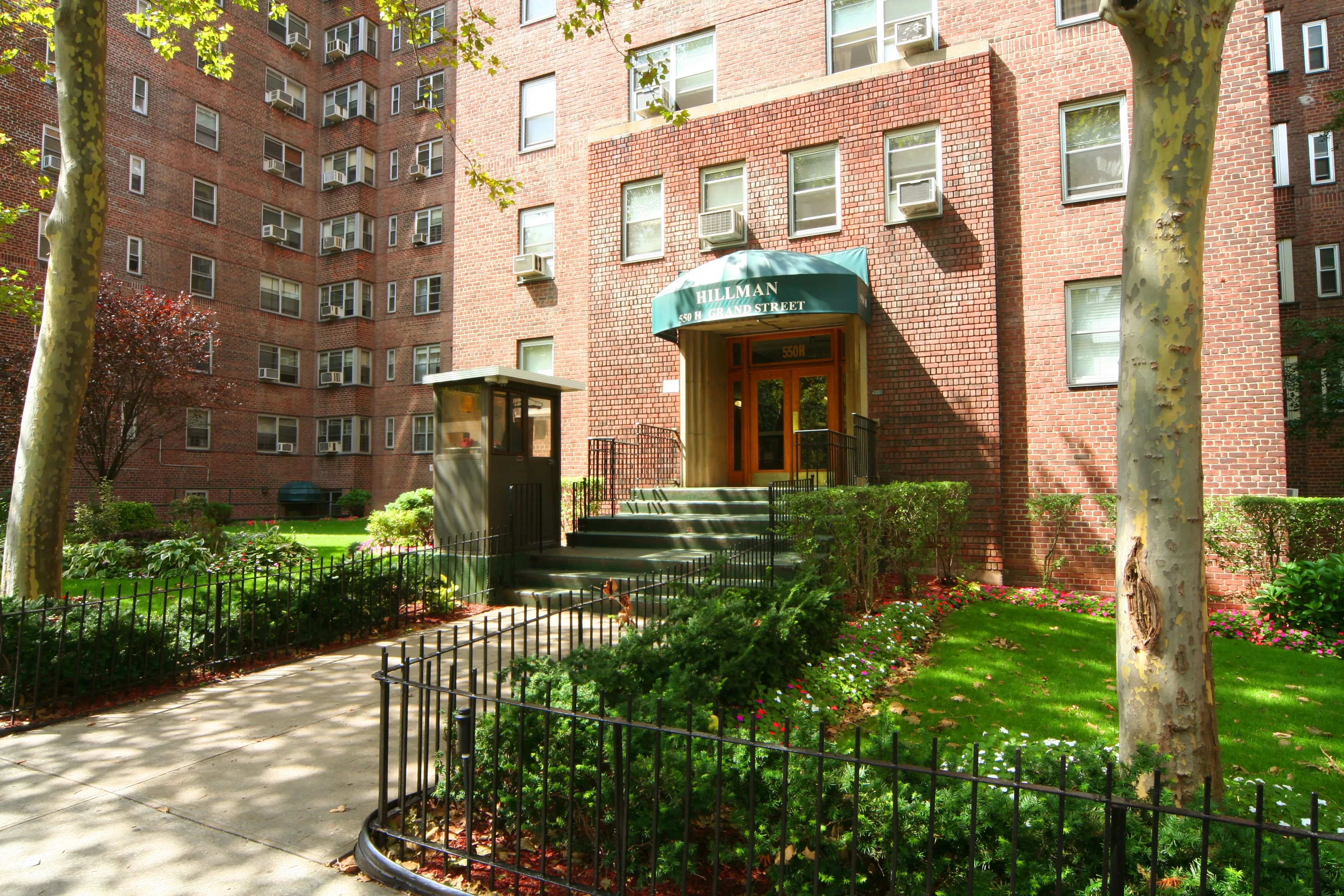 550 Grand Street #H2A in Lower East Side, Manhattan | StreetEasy