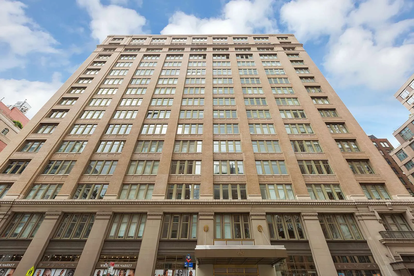 Chelsea Mercantile at 252 7th Avenue in Chelsea : Sales, Rentals ...