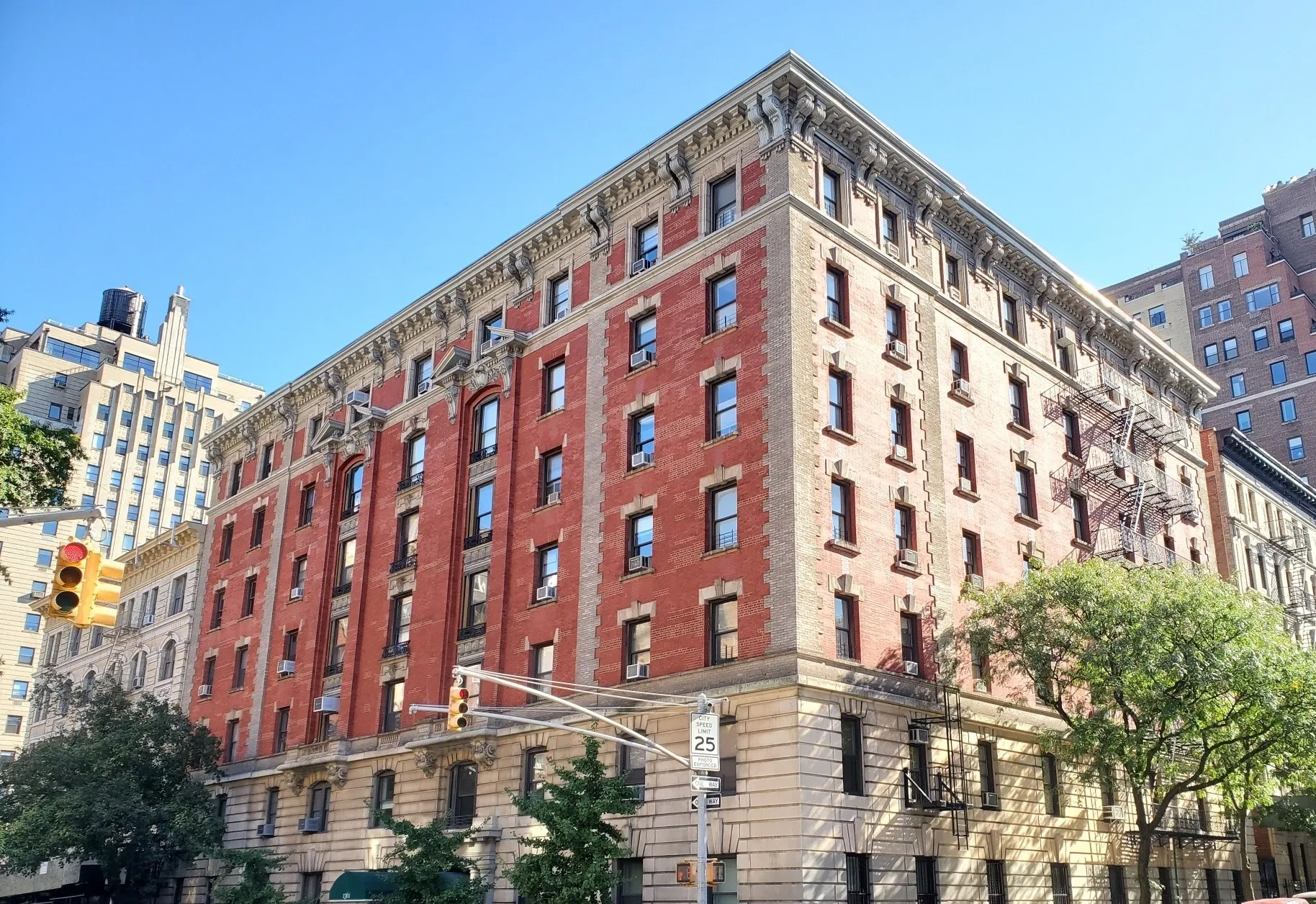 1361 Madison Avenue in Carnegie Hill : Sales, Rentals, Floorplans ...