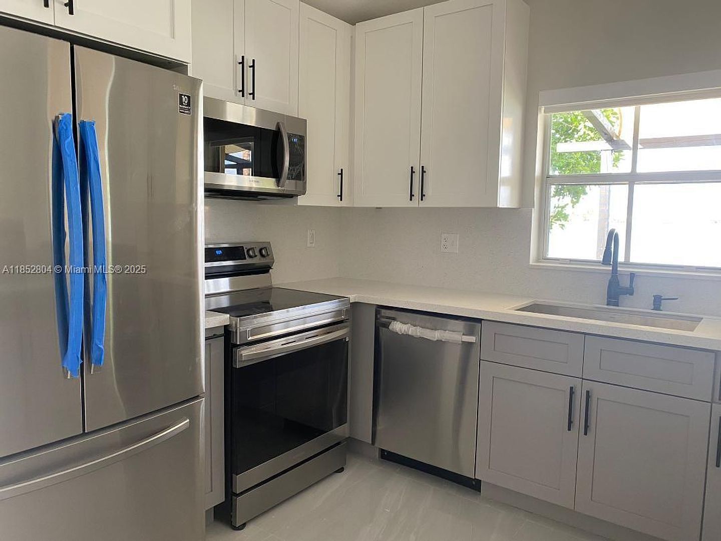 880 NW 123rd Ct #880, Miami, FL 33182 | Zillow
