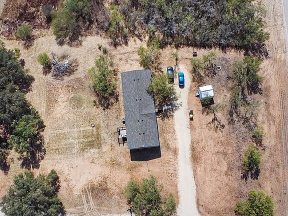 108 Cr 2638, Devine, TX 78016 | MLS #1817724 | Zillow