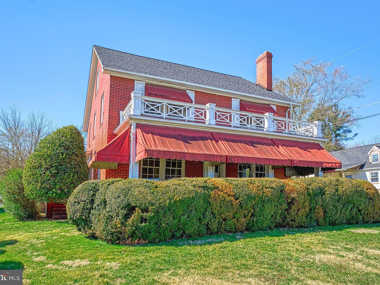 201 S Nursery Ave, Purcellville, VA 20132 | Zillow