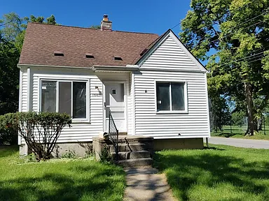 15987 Garfield Redford MI | Zillow