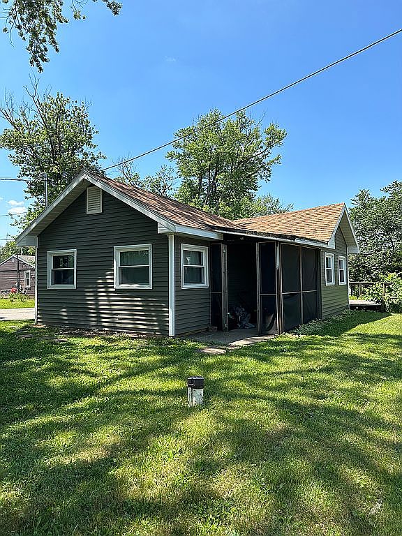 302 N Stanley St, North Webster, IN 46555 | Zillow