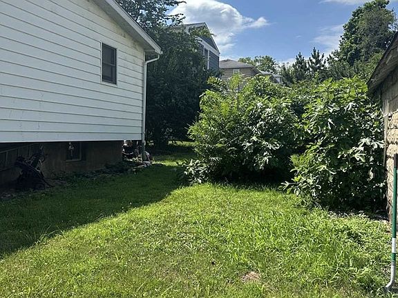 165 Orchard St, East Rutherford, NJ 07073 | MLS #24021561 | Zillow