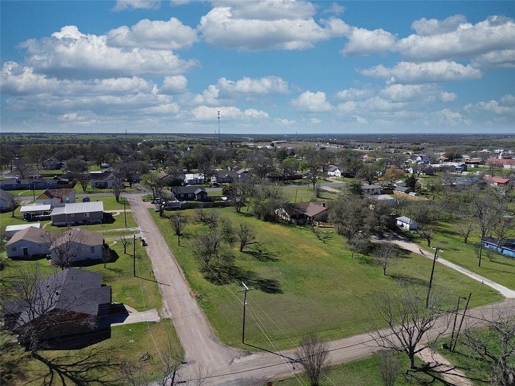 Church St, Riesel, TX 76682 | MLS #228987 | Zillow