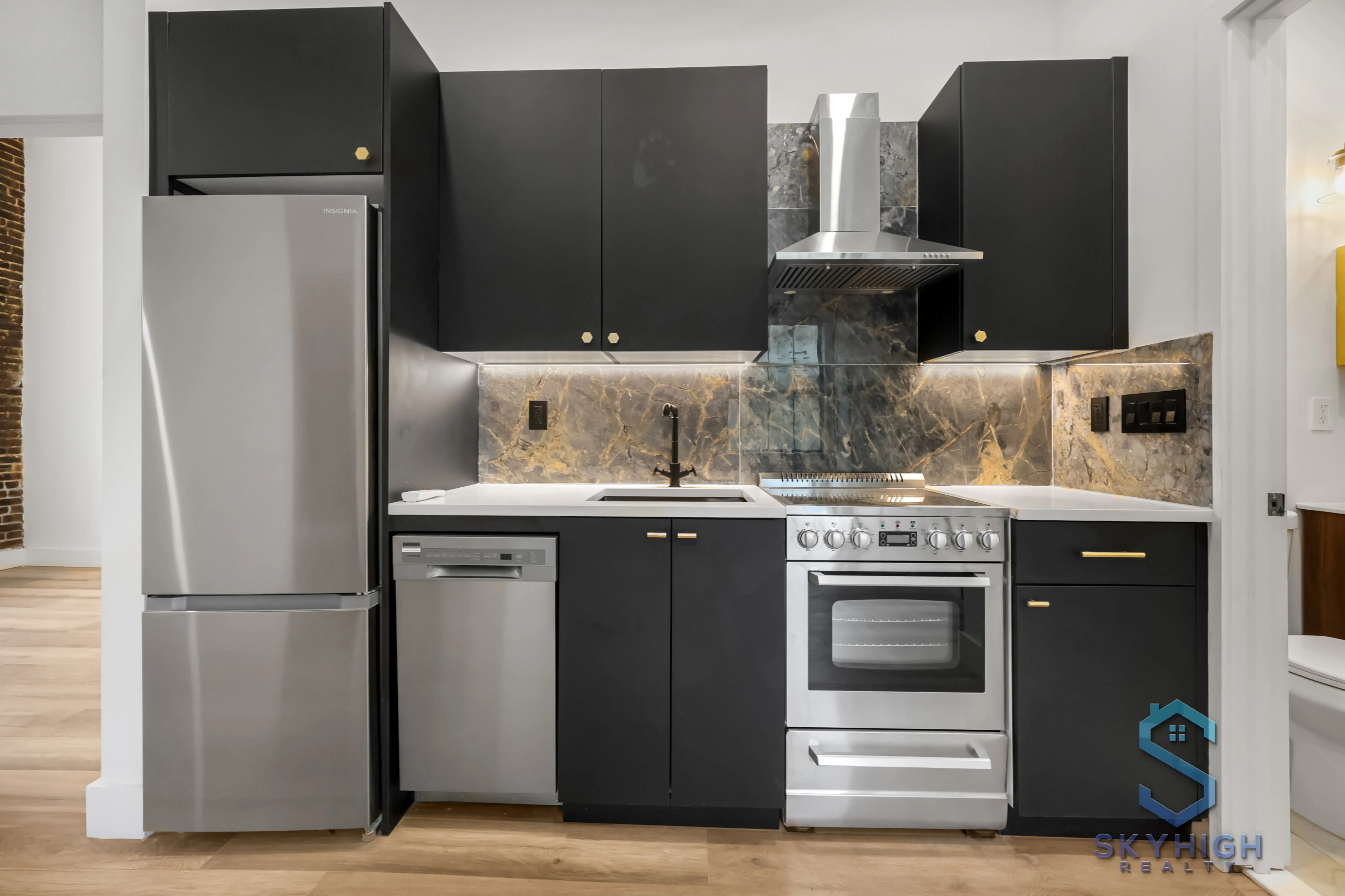 16 Howard Avenue #2A in Stuyvesant Heights, Brooklyn | StreetEasy