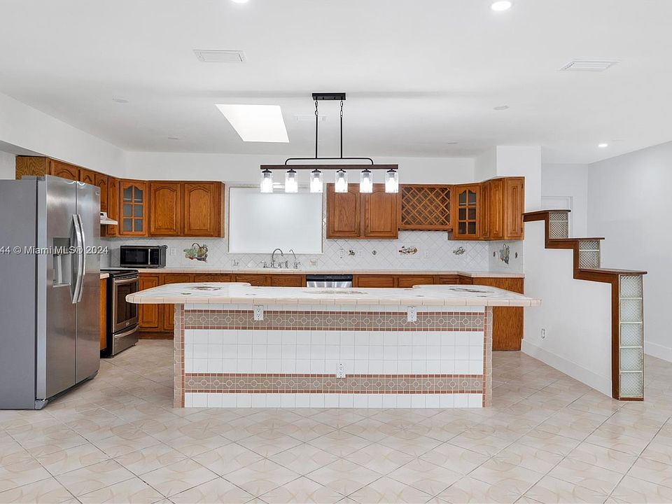 22445 SW 264th St, Homestead, FL 33031 | Zillow