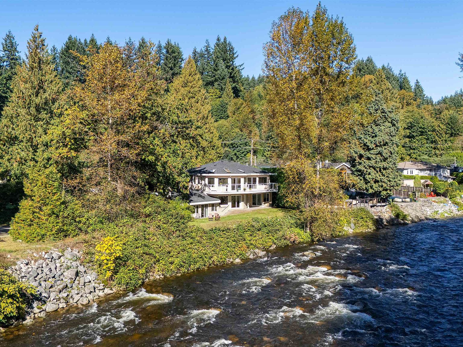 682 Seymour Blvd, North Vancouver, BC V7J 2J6 | MLS #R3086870 | Zillow