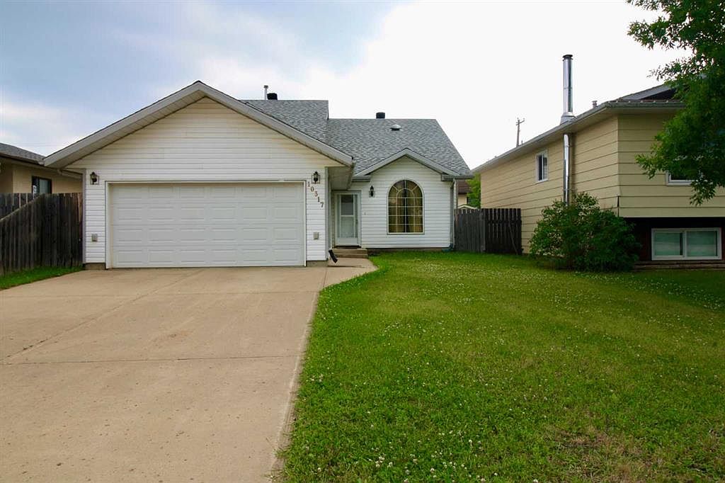 10317 W 106th St, High Level, AB T0H 1Z0 | MLS #A2146170 | Zillow