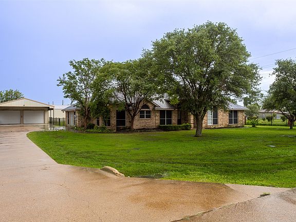 10020 Richard Cir, Forney, TX 75126 | MLS #20924294 | Zillow
