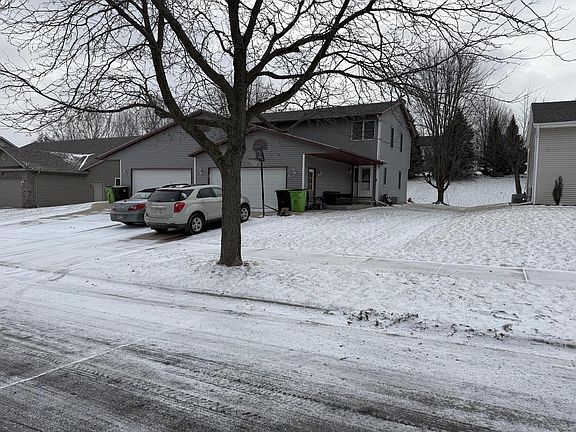 1381 Patton DRIVE #1383, Hartford, WI 53027 | MLS #1947349 | Zillow