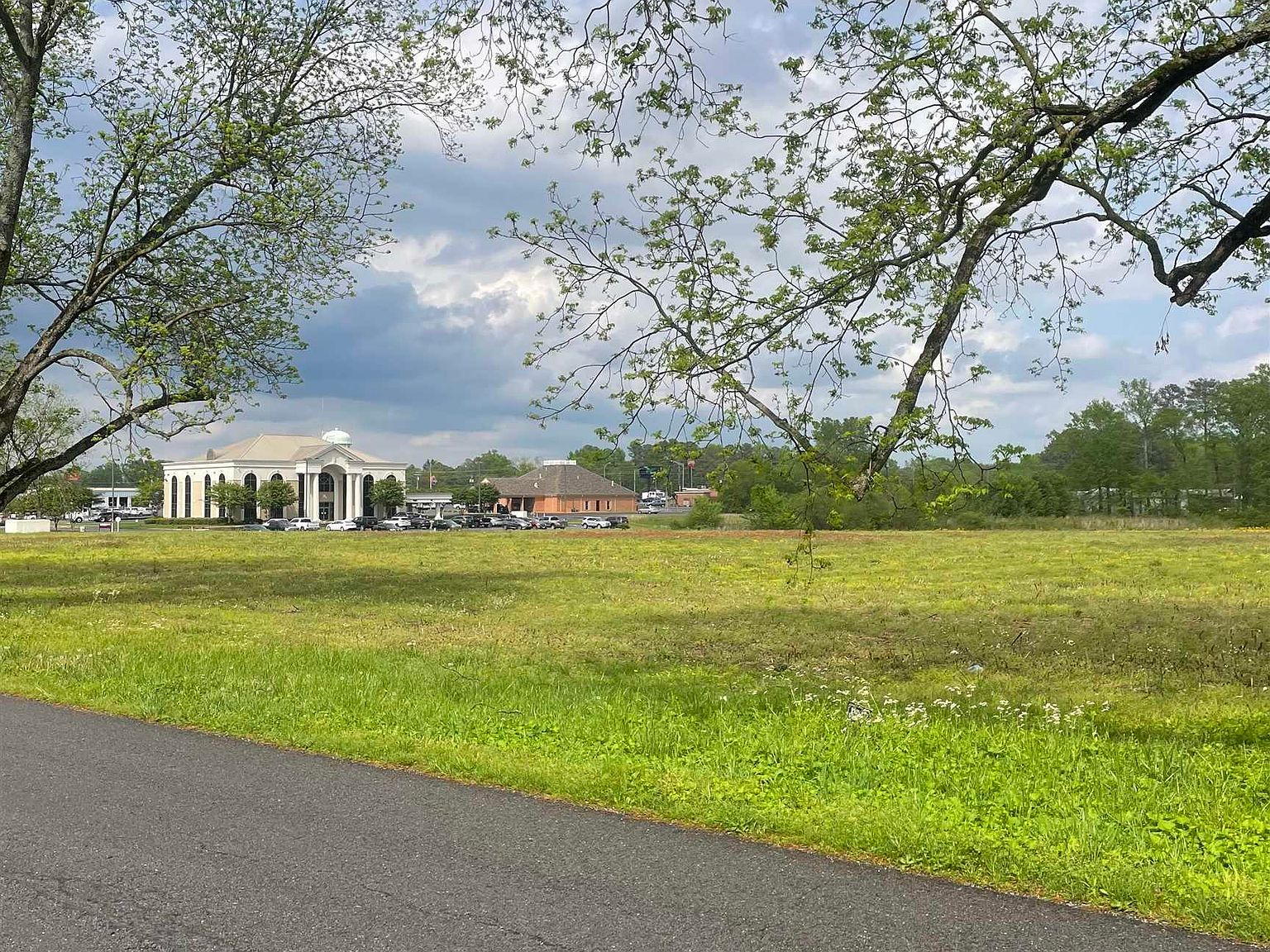 218 S Snead St, Boaz, AL 35957 | MLS #21858845 | Zillow