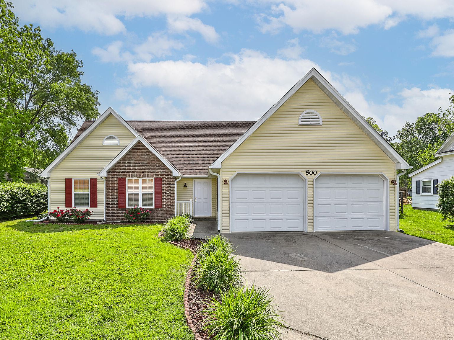 500 N Oakland Avenue, Bolivar, MO 65613 | Zillow