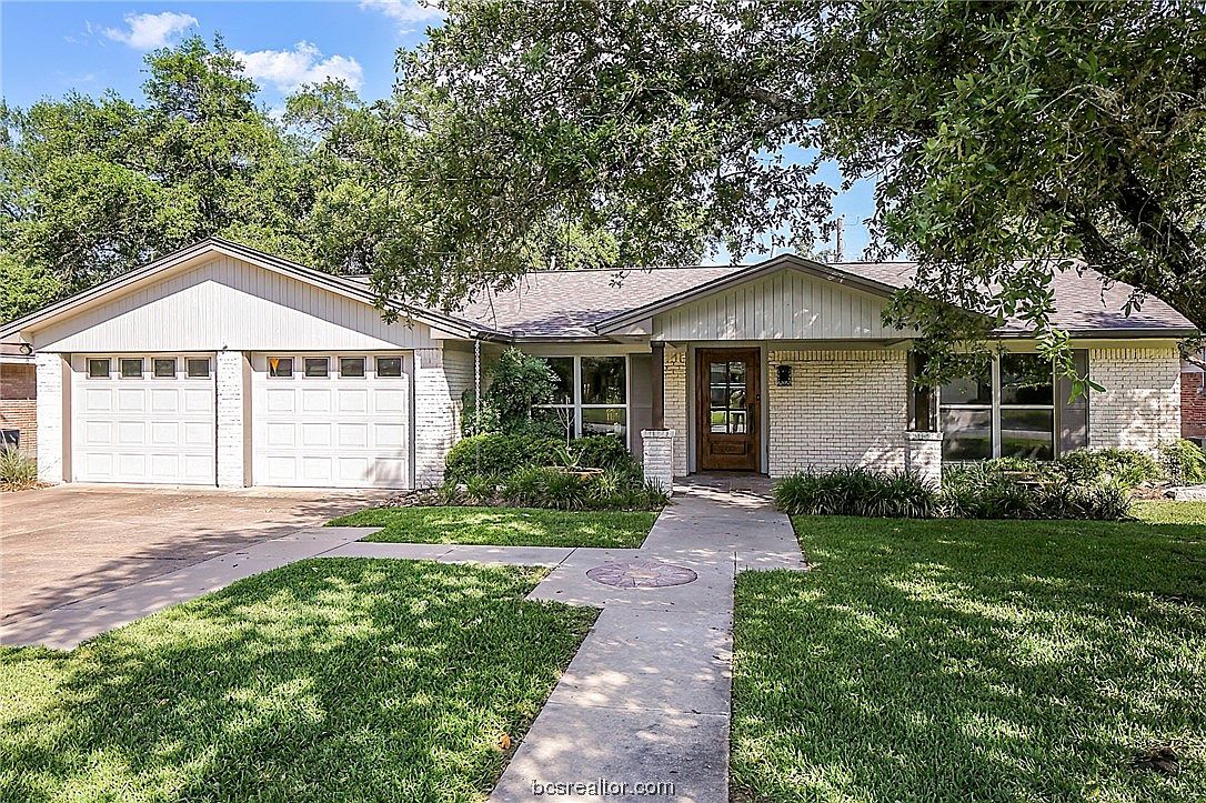 1104 Pershing Dr, College Station, TX 77840 | MLS #23009910 | Zillow