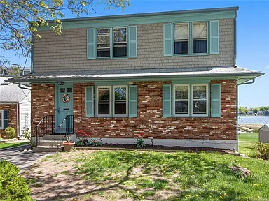 126 Riverside Dr Riverside RI | Zillow