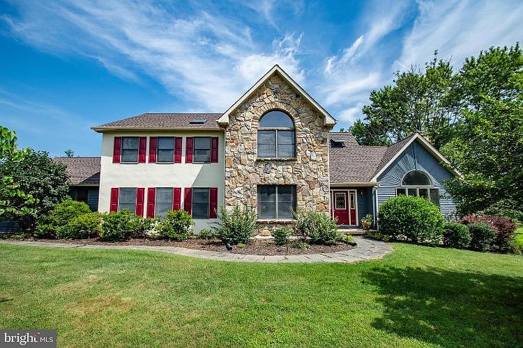 315 Lyndon Dr, Downingtown, PA 19335 | Zillow