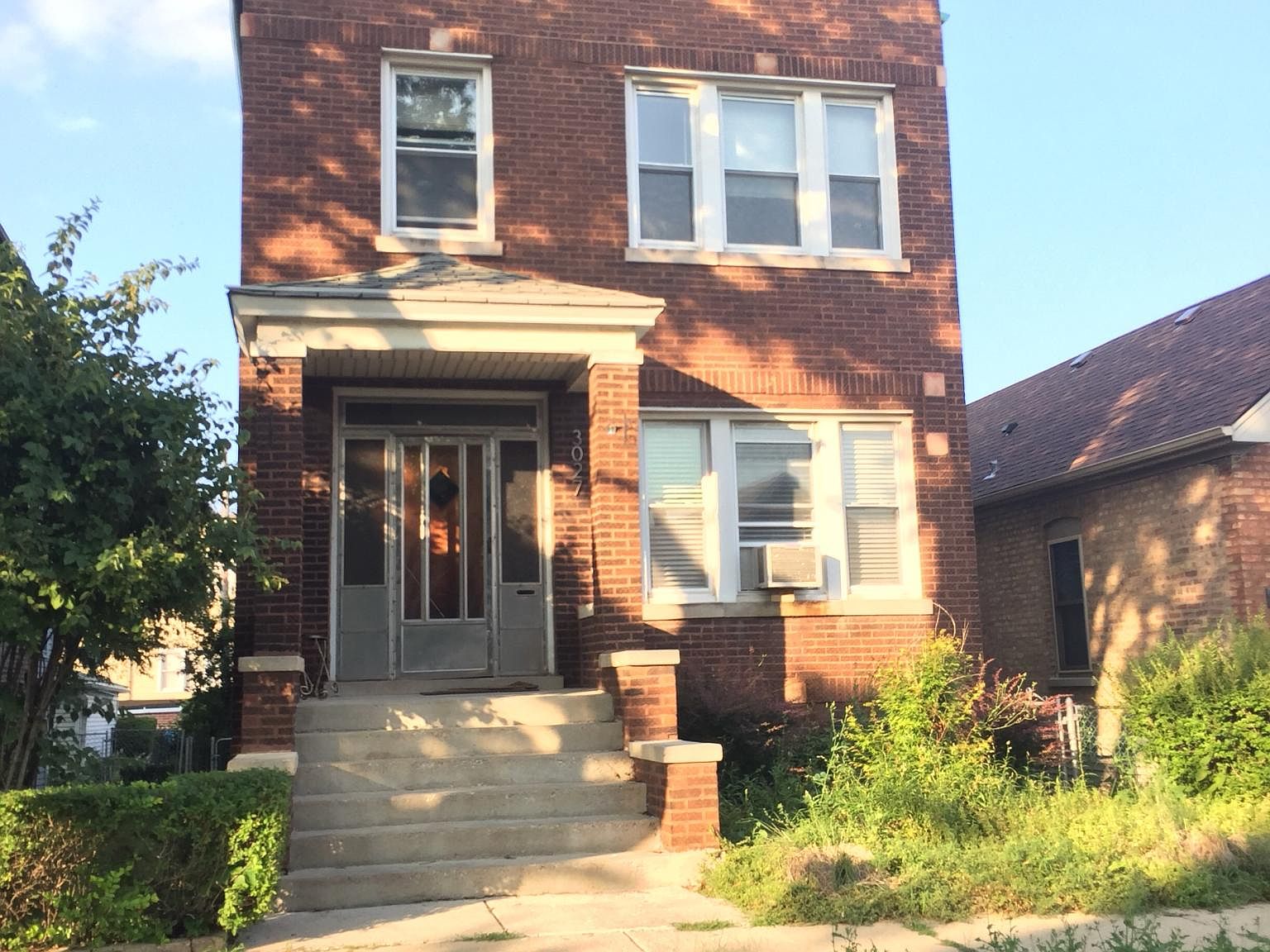 3027 S Haynes Ct #2, Chicago, IL 60608 | Zillow