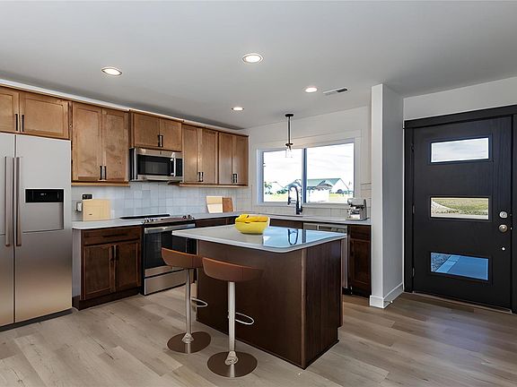 122 Bridgeport Dr, Bethalto, IL 62067 | MLS #23074226 | Zillow