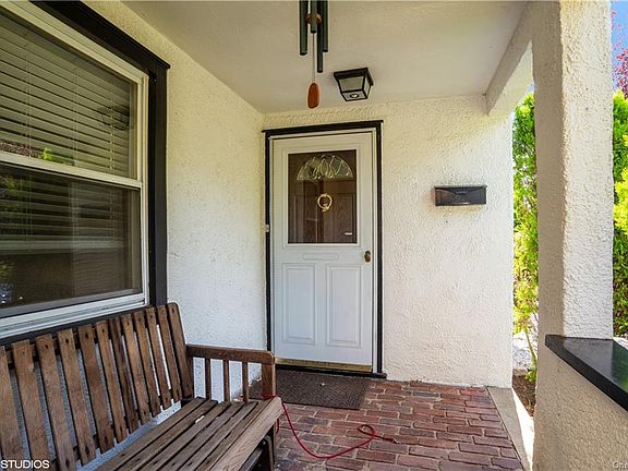 17 Lyons Pl, New Rochelle, NY 10801 | Zillow