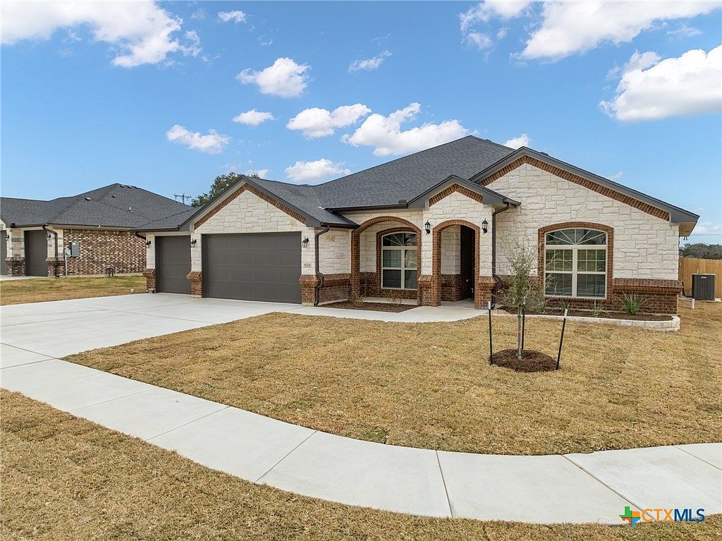 8324 Money Pit Rd, Killeen, TX 76542 | Zillow