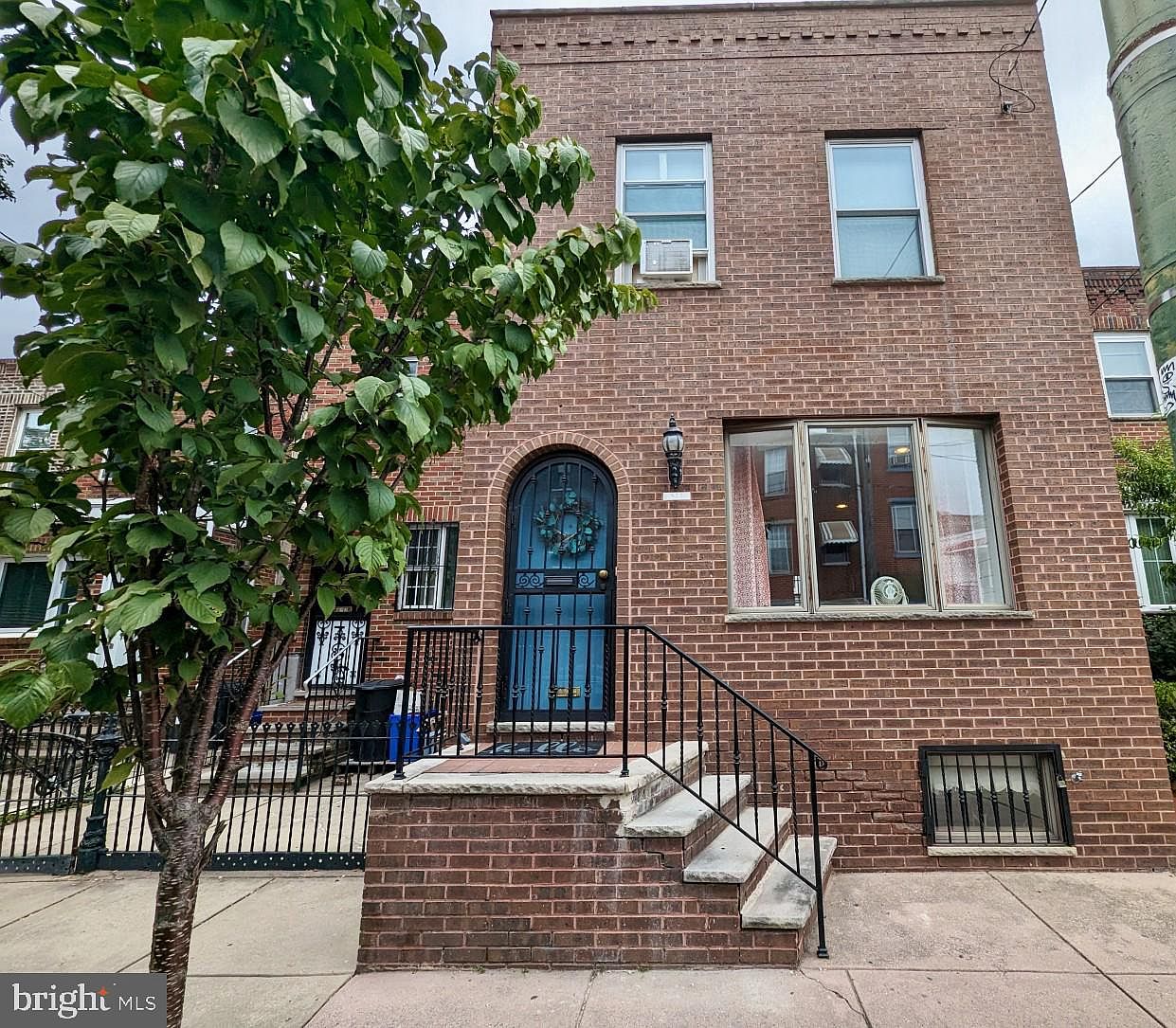 811 Tasker St, Philadelphia, PA 19148 | MLS #PAPH2272746 | Zillow
