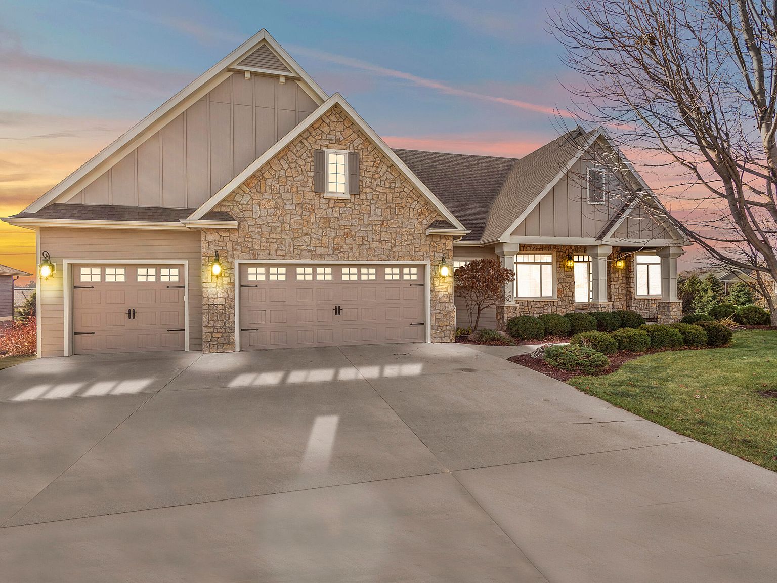 132 Crystal Ridge Cir, Brookings, SD 57006 | Zillow