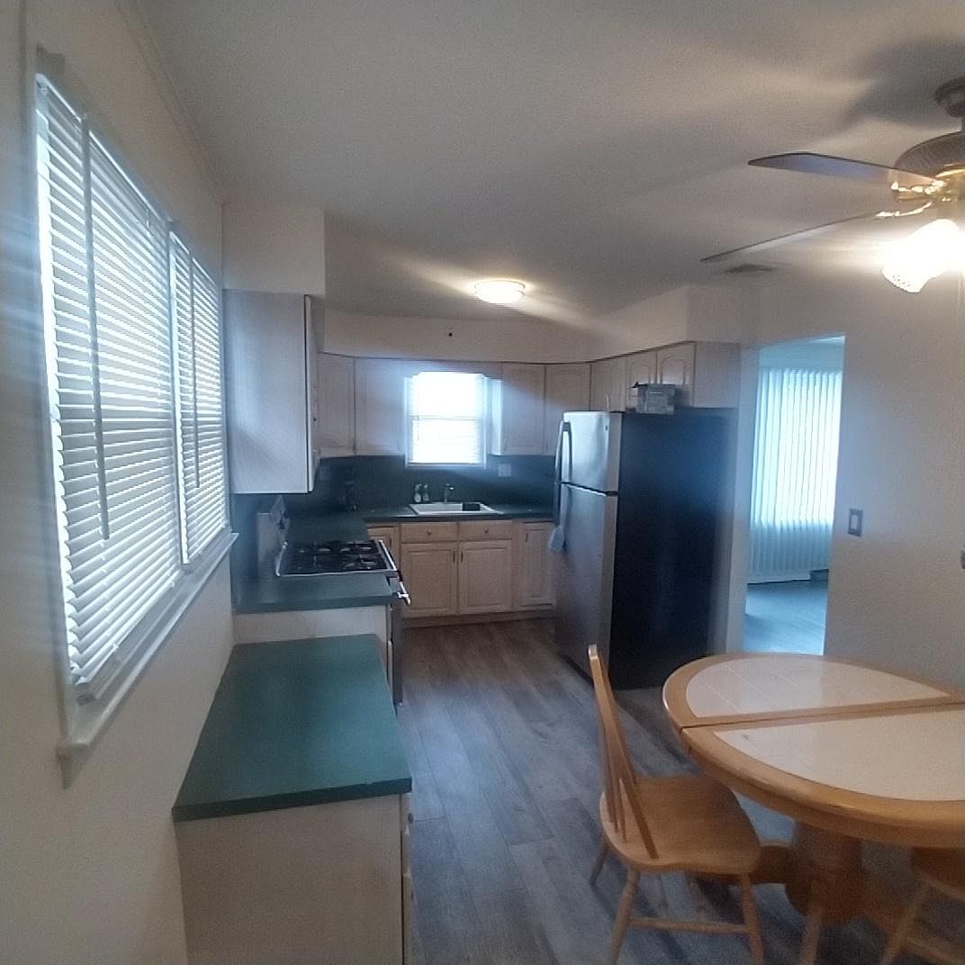 2471 Victory Blvd, Staten Island, NY 10314 | Zillow