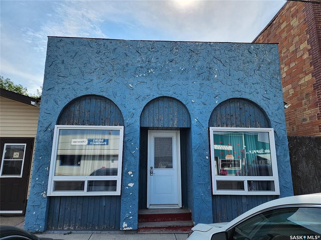 517 Main STREET, Bruno, SK S0K 0S0 | MLS #SK984305 | Zillow