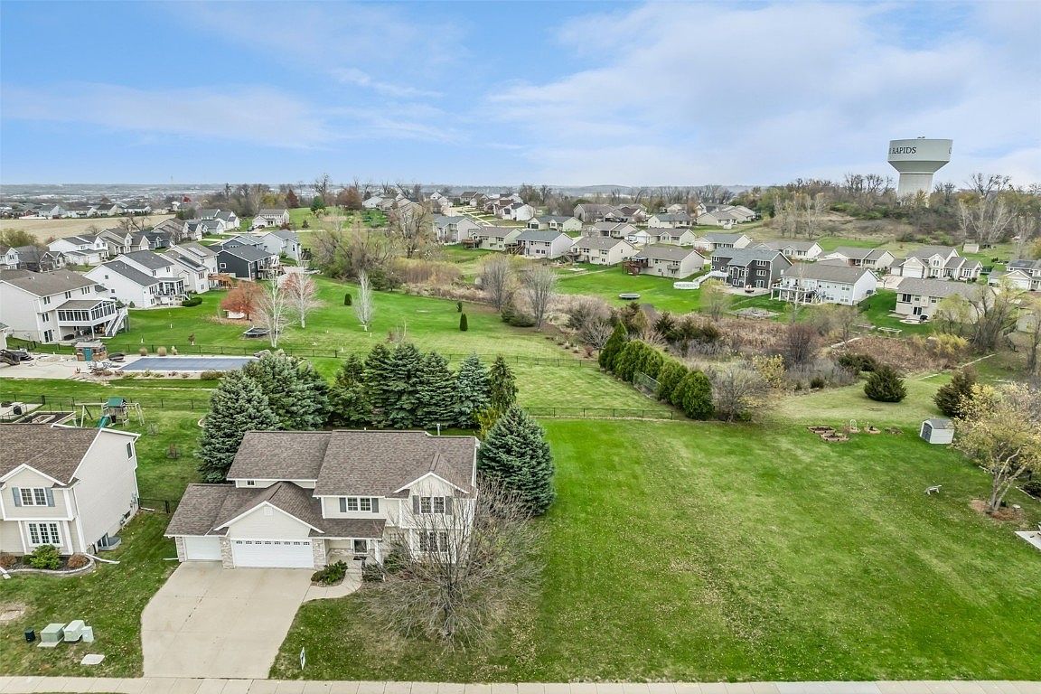 7221 Prairie Hawk Dr SW, Cedar Rapids, IA 52404 | Zillow