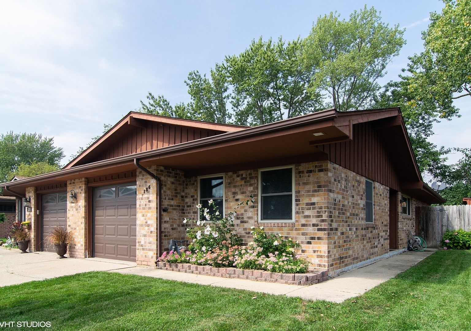 126 Innsbrook Dr, Streamwood, IL 60107 | Zillow