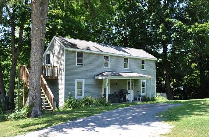 7 Harts Village Rd, Millbrook, NY 12545 | Zillow