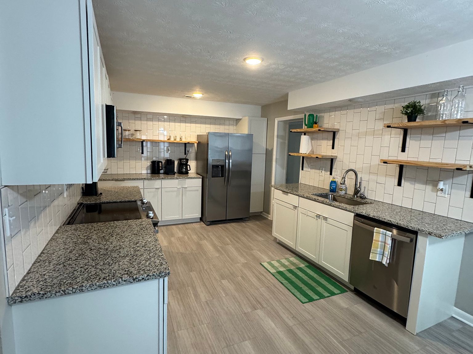 523 Dudding Ave, Hurricane, WV 25526 | Zillow