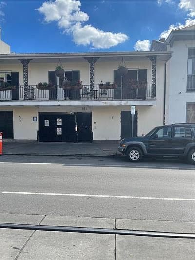 610 N Rampart St APT B, New Orleans, LA 70112 | Zillow