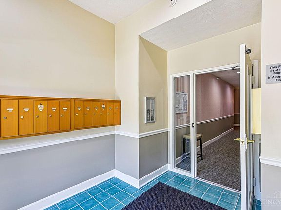 4341 Regency Ridge Ct APT 205, Cincinnati, OH 45248 | Zillow