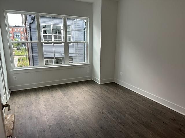 11256 Bunsen St, Reston, VA 20190 | Zillow