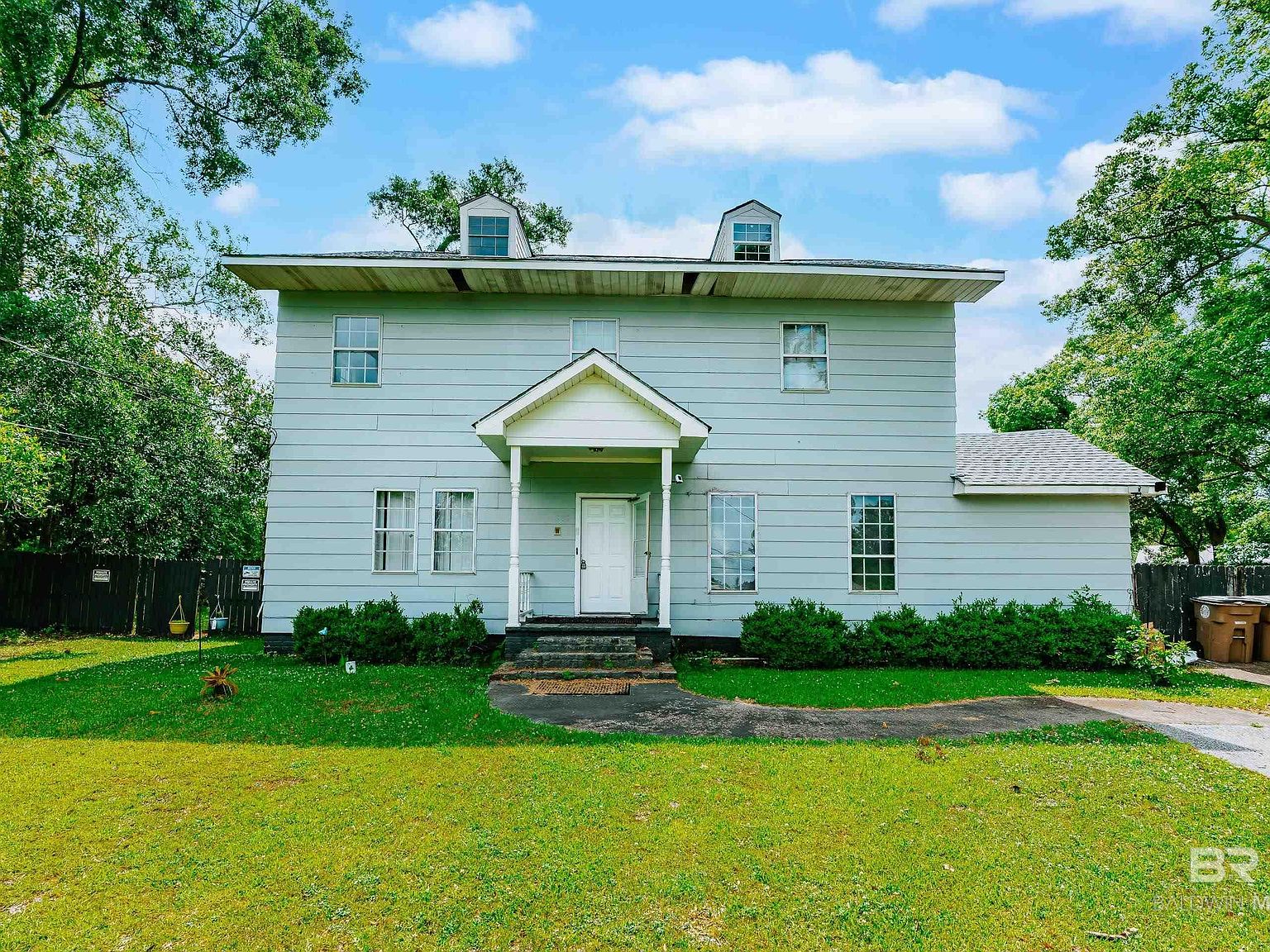 907 Rowell St, Mobile, AL 36606 | Zillow