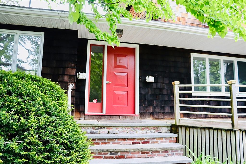 20 Tidd St #2, Swampscott, MA 01907 | Zillow